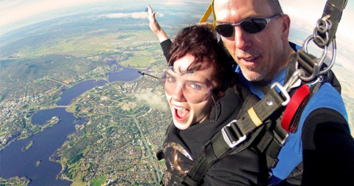 5 reasons to try skydiving in Canberra | Region Canberra