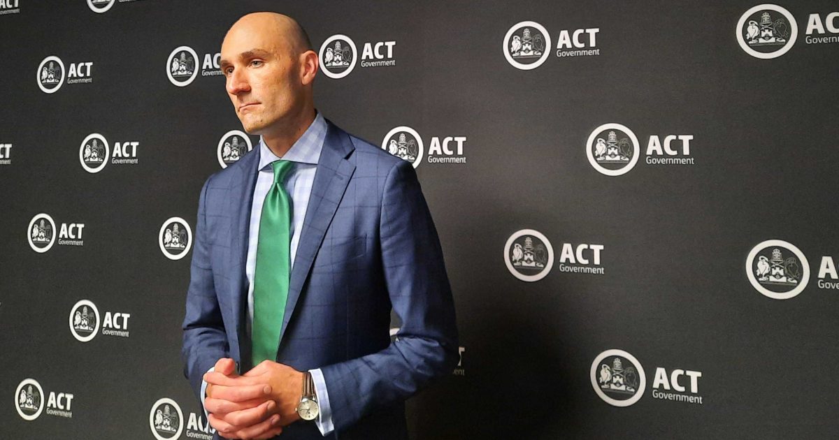 CHS seeks circuit-breakers to get specialists on board hospital reforms ...