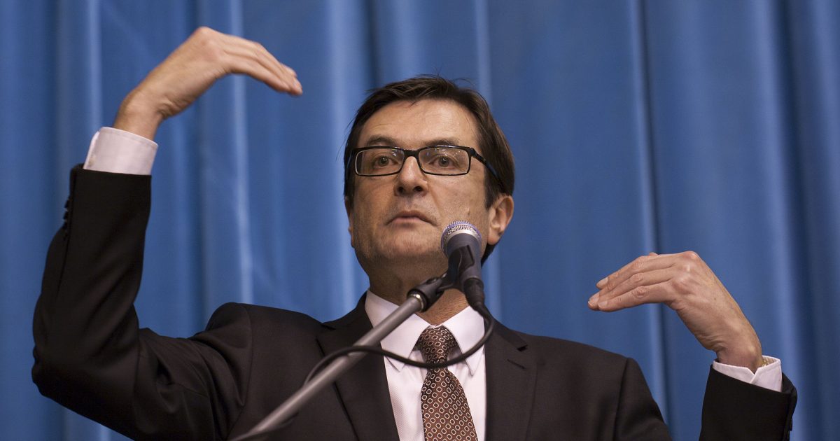 Greg Combet to chair new authority on net-zero emissions transformation ...
