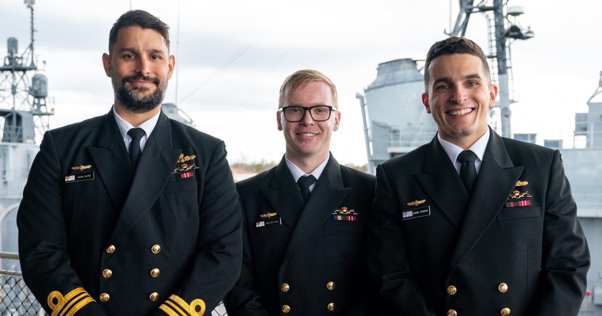 First cadre of Royal Australian Navy officers qualify as nuclear power ...