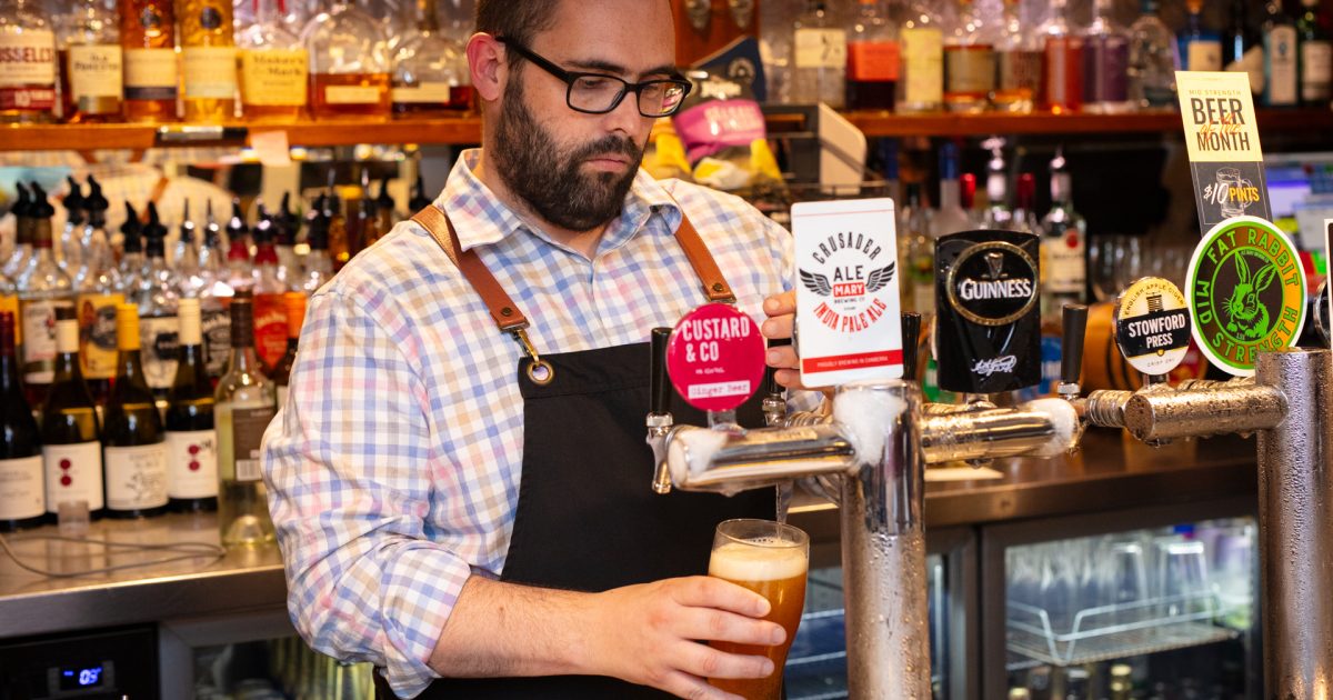 The Durham Castle Arms is the place for proper pub grub | Region Canberra