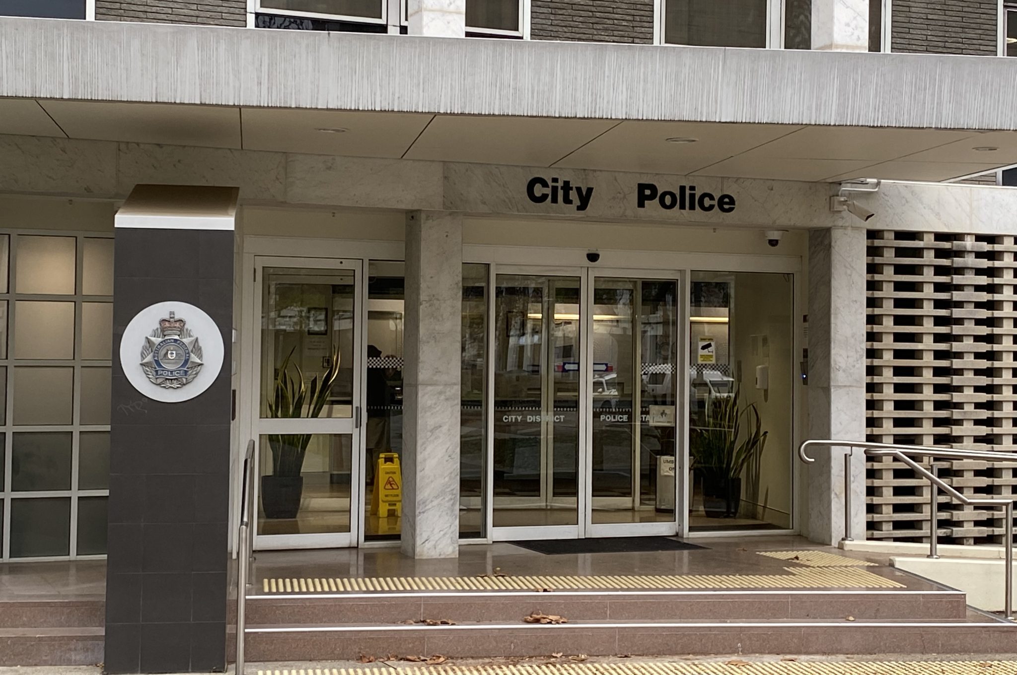 No plans to 'step up' Watch House alternatives for intoxicated people ...