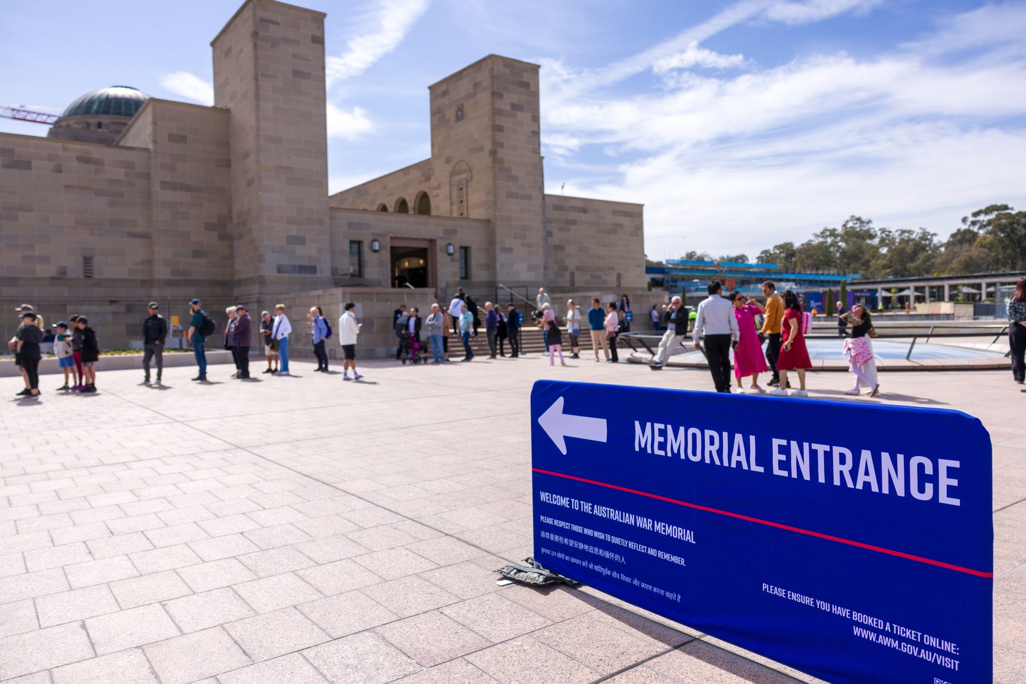 The Australian War Memorial's new main entrance revealed in fly-through ...