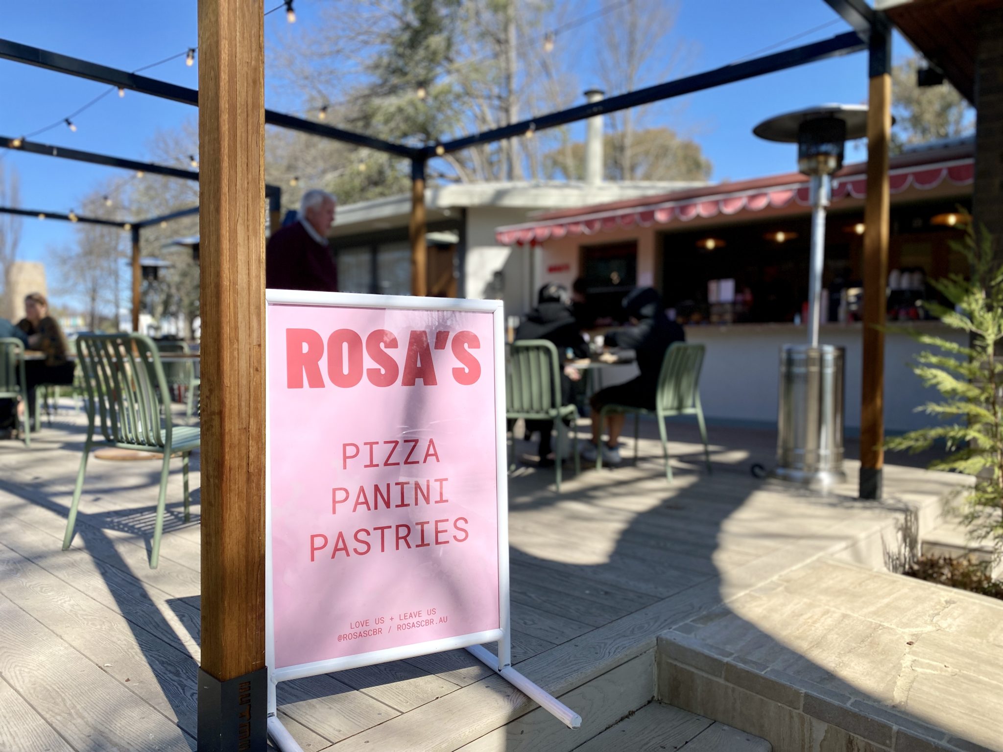 Al fresco dining among the roses at Rosa's | Region Canberra